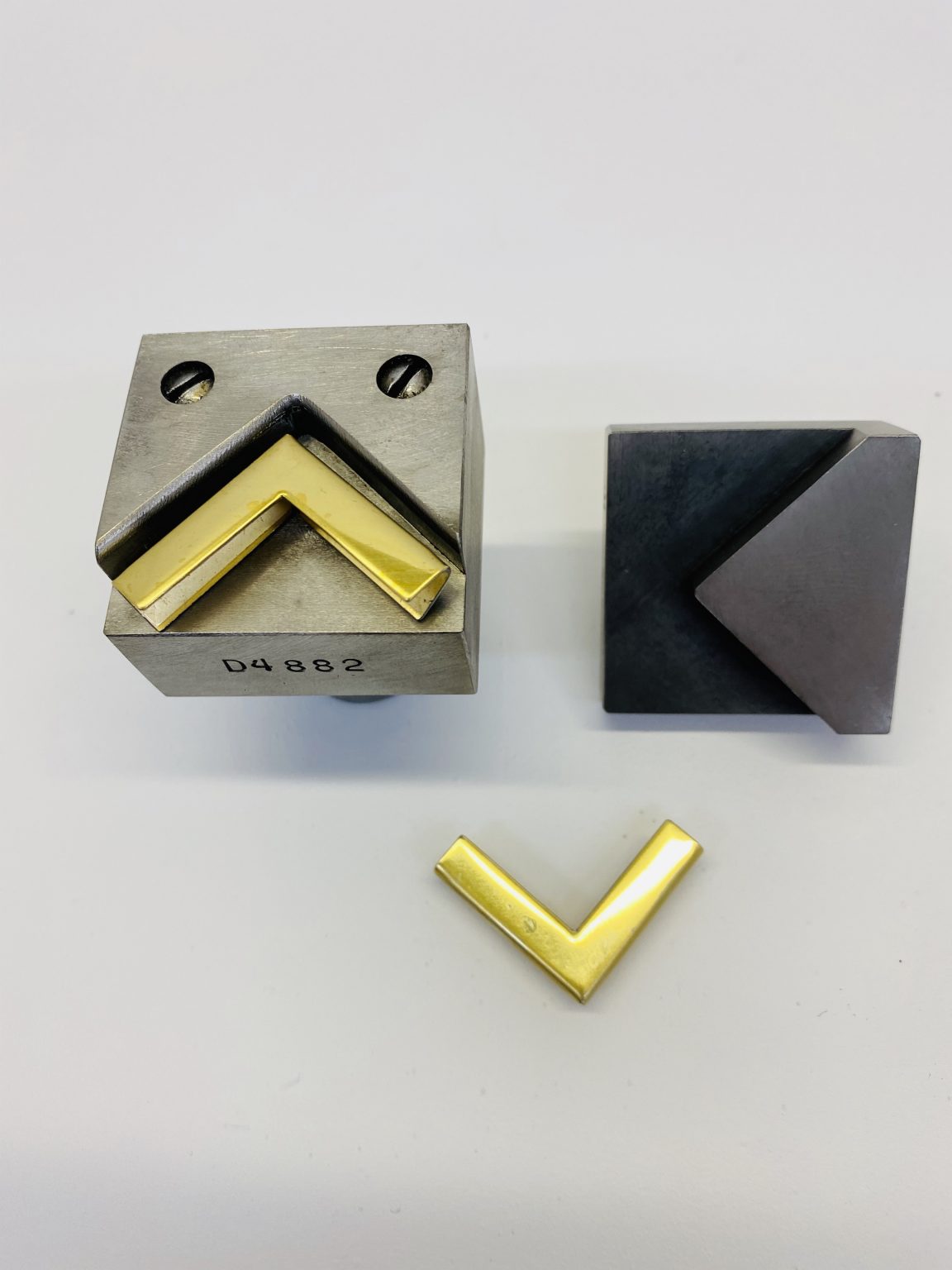Corner Setting Dies Made in USA | Siska