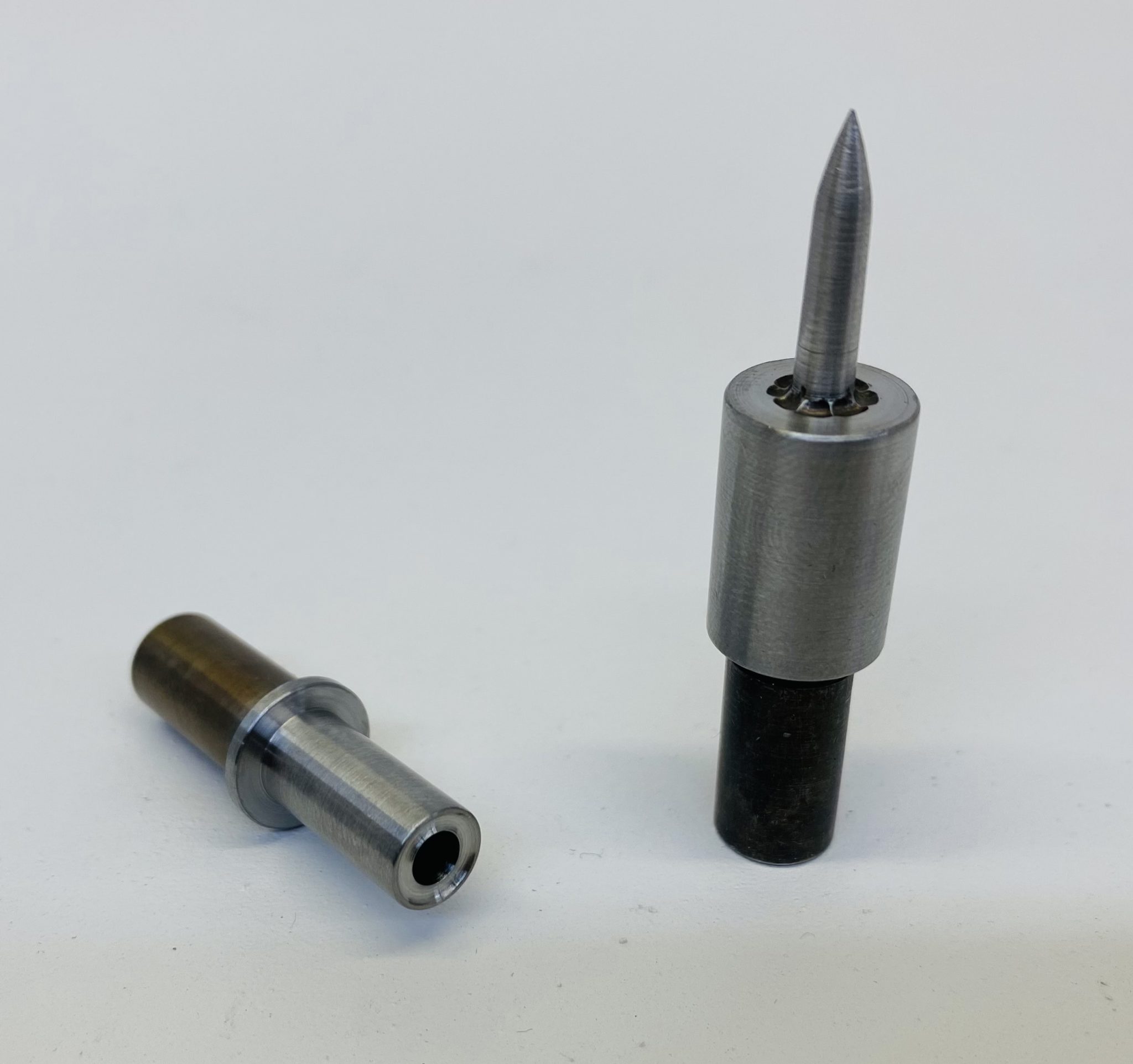 Eyelet Setting Dies Made in USA | Siska